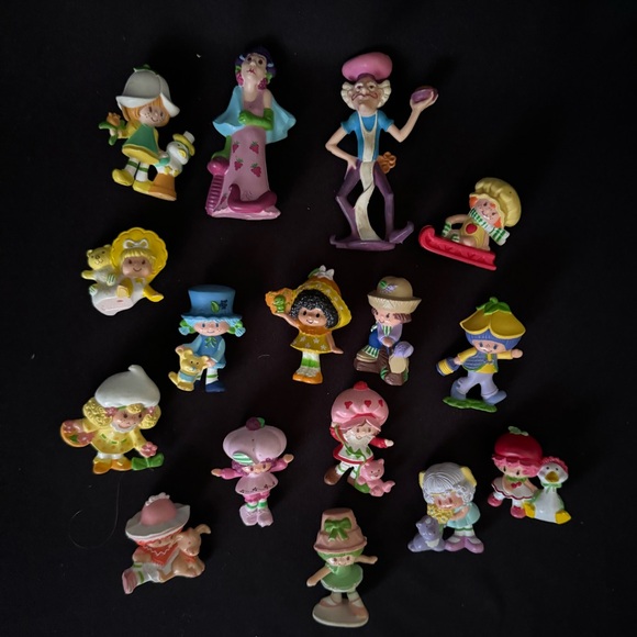 American Greetings | Toys | Set Of 6 Vintage Agc Strawberry Shortcake ...